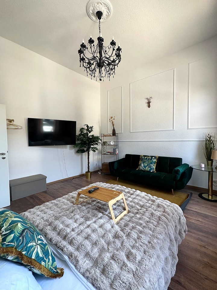 Chic Renovated Old Building Apartment / Near Düsseldorf - Duisburg