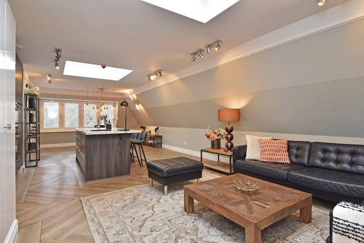 Park Central Royal 82g | Penthouse - Lahey