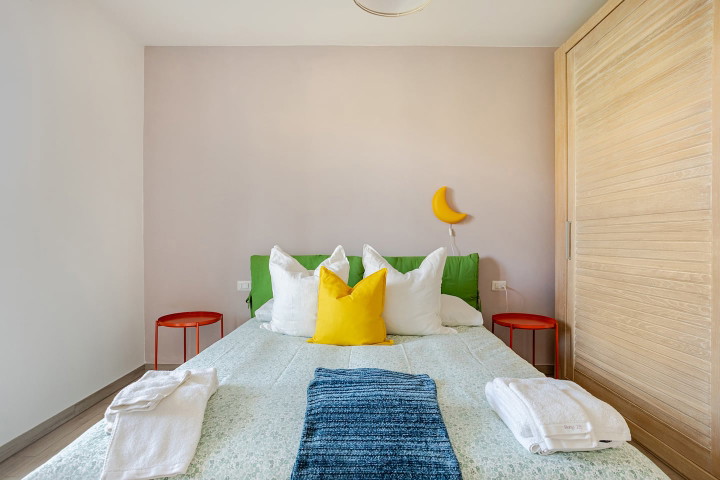 Appartement De Deux Chambres + Place De Parking Privée - Scandicci