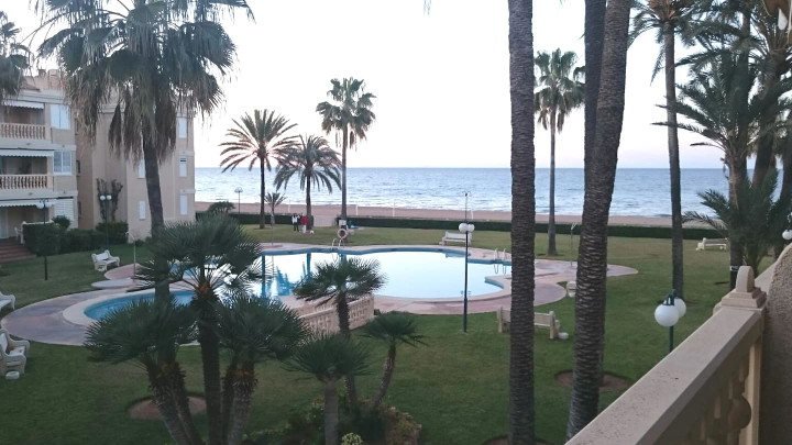 Apartment In Denia Right On The Seafront - Denia