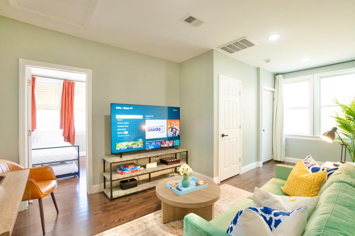 Stylish 3br Near Nyc, Perfect For Groups - Elizabeth, NJ