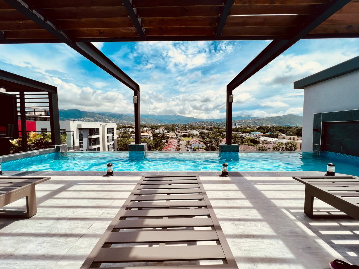 Ultimate Haven 1 Br Waterloo Ave Kingston Option 1 - Kingston, Jamaica