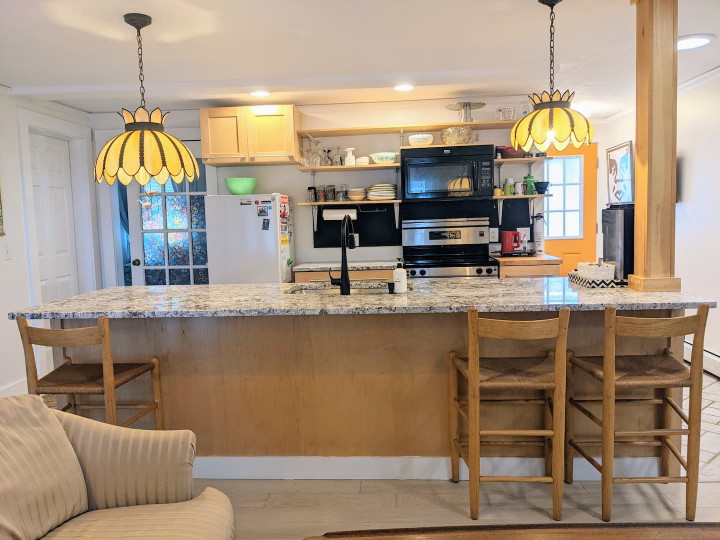 Pvdcoop: Artsy Cozy, Close, East Side Apt. - Providence, RI