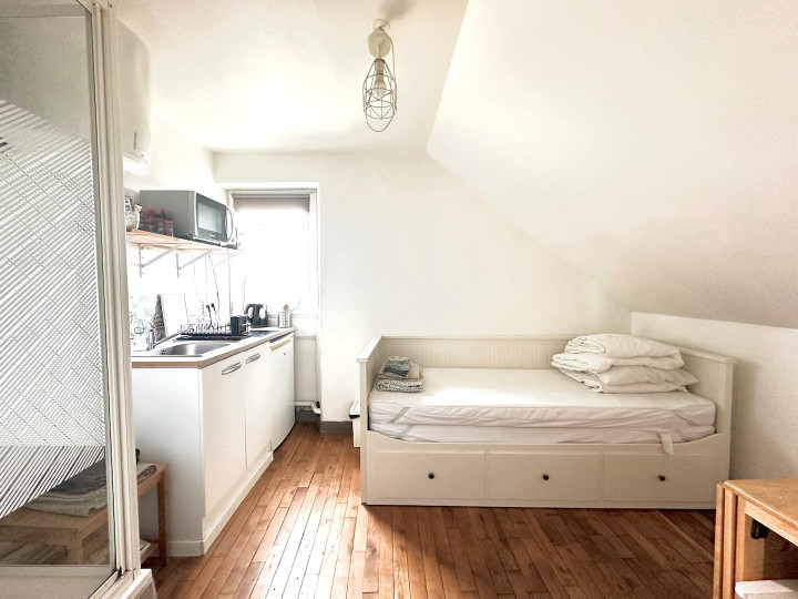 Pleasant Furnished Studio Near Station - Rennes