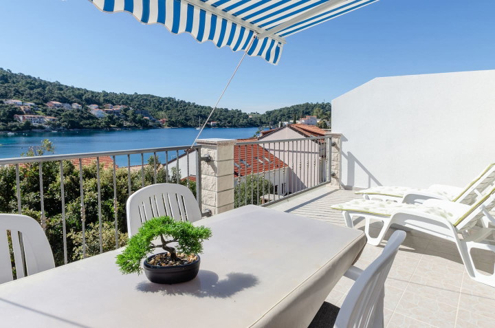 Brna Two Bedroom Apartment With Amazing Sea View. - Smokvica