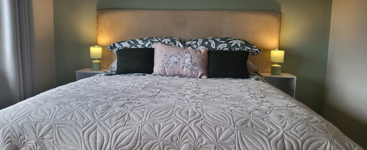 Spacious B&b, Breakfast Incl. - Rhos-on-Sea