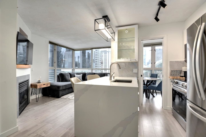 Luxury Condo In Downtown Vancouver With City View - Vancouver