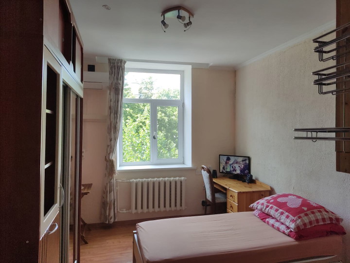 One Room Apartment In The Heart Of Chișinău - Chișinău