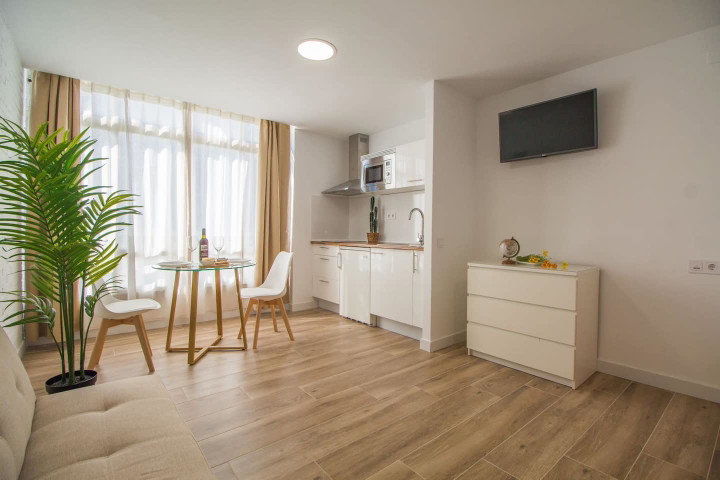 Apartamento Acogedor Y Muy Luminoso - La Pineda