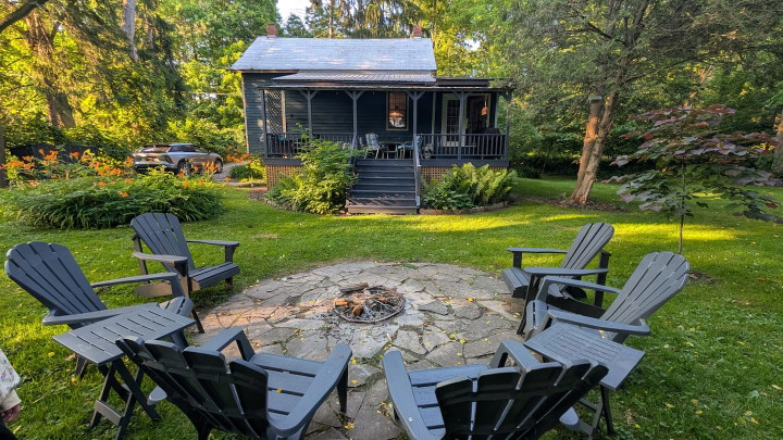 Cozy Village Retreat By The Lake - Port Ryerse - Port Dover
