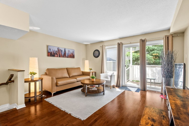 Simplylovely Condo Near Downtown | Parking | Patio - Ottawa