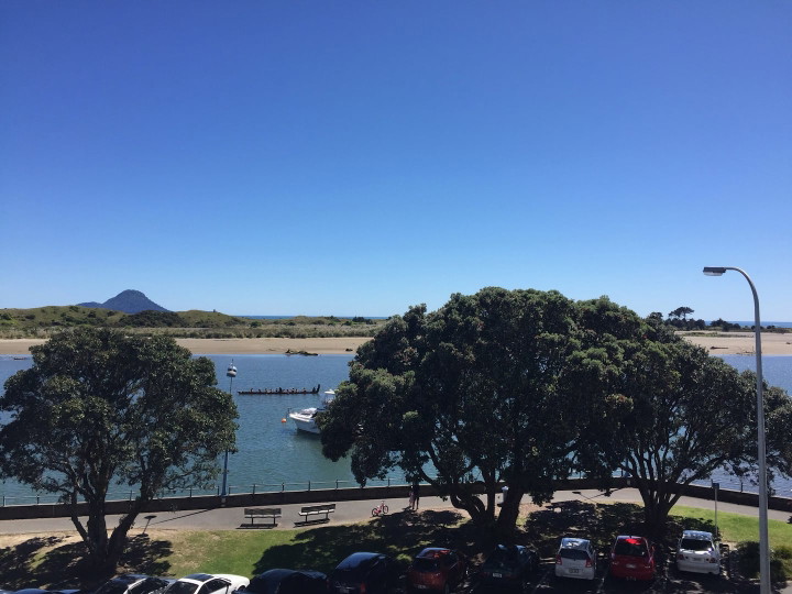 Waru Whakatane: Waterfront Apartment - Ōhope