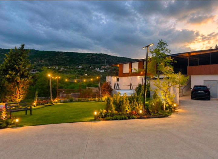Big Villa, Large Outdoor & Veranda For Parties - Tbilisi