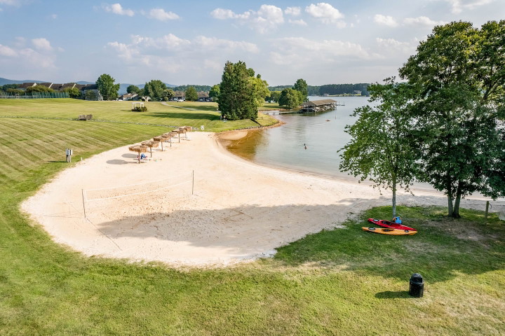 Tranquility Cove Condo At Smith Mountain Lake - Virginia