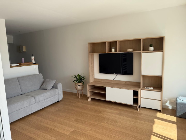 6-person Apartment - Swimming Pool, Beach Within Walking Distance & Air Conditioning - Aigues-Mortes