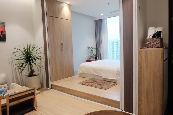 Work Desk/free Gym/japanese Apartment/swanlakeview - Vietnam