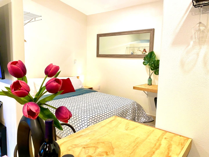 Private King Bed Guest Suite - 7 Mins To Disney - Orange County, CA