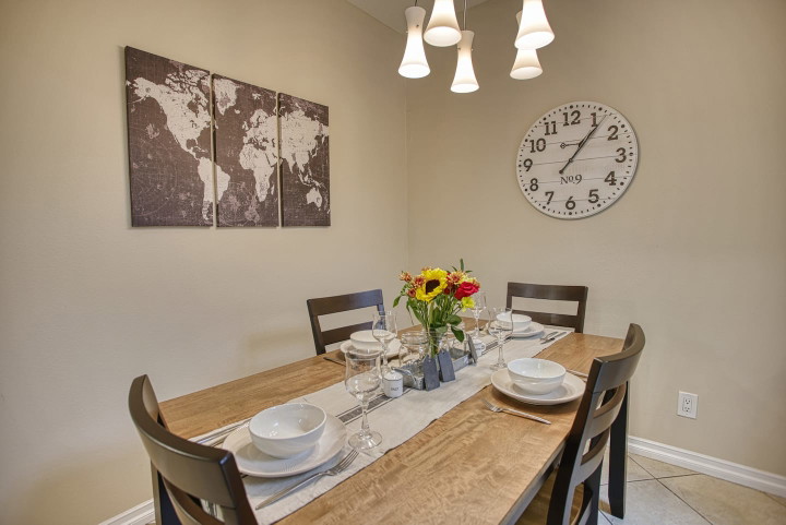 Price Reduced - Immediate Move-in 2/2 Condo - Santa Clarita, CA
