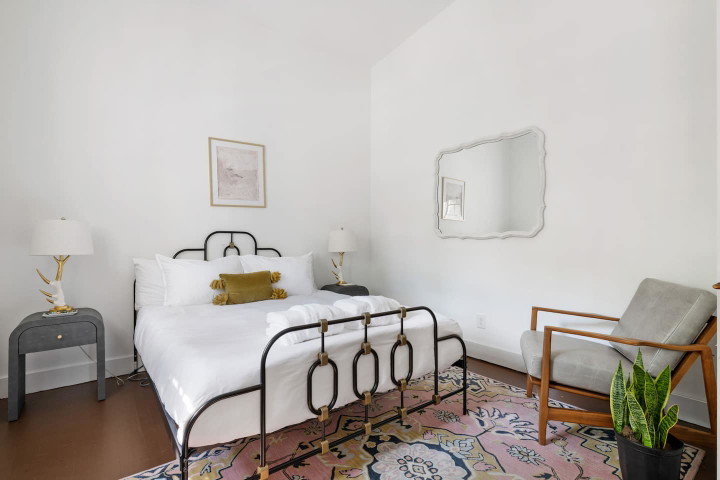 Steps To King! - Dreamy Stay For Curious Explorers - Charleston, SC