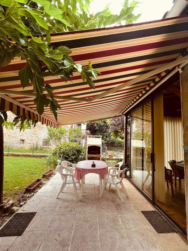 Maison Familiale Avec Parking Fermé Et Jardin - Figeac