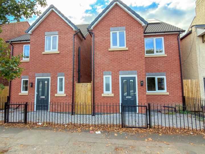 8 Bedrooms, Free Parking/sleeps 18/central/netflix - Warwick