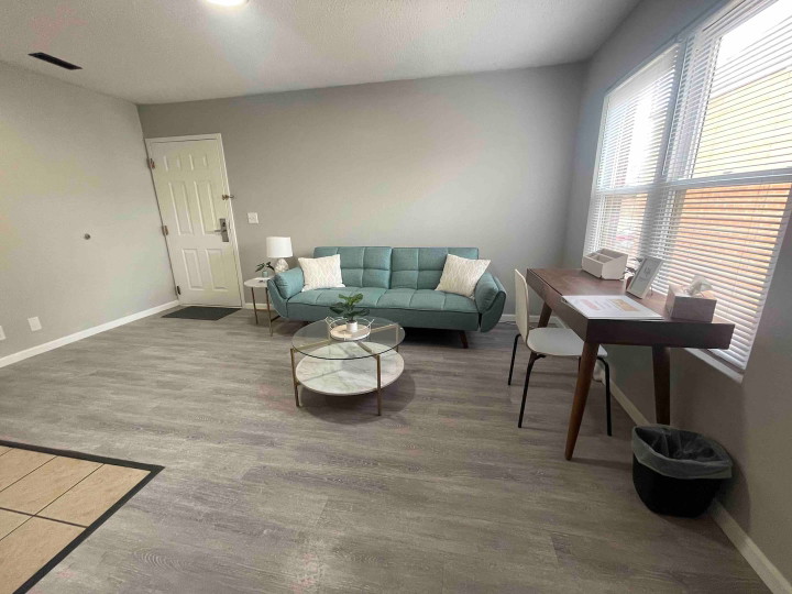 Near Zoo, Quiet Escape With Free Parking - Nebraska