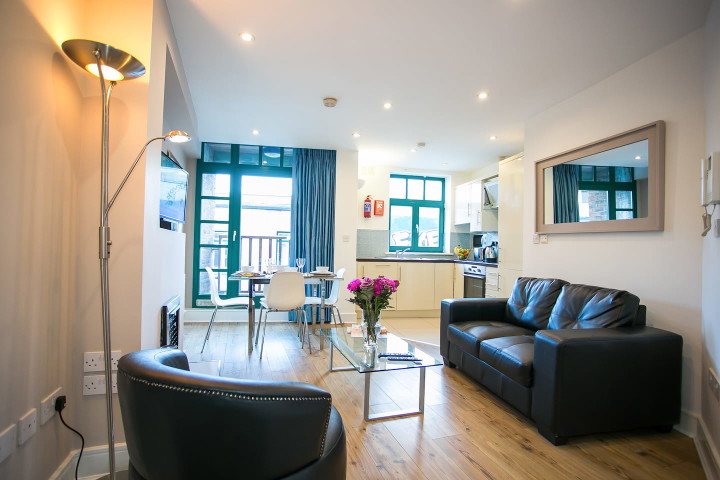 Temple Bar Modern 2 Bed Apt In The Heart Of City - Dublin