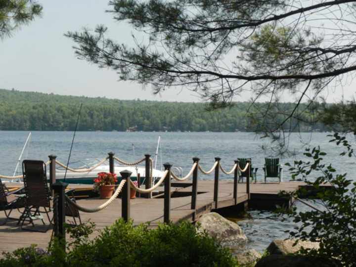 Lakeside Studio With Hot Tub, Kayaks And Canoe - Maine