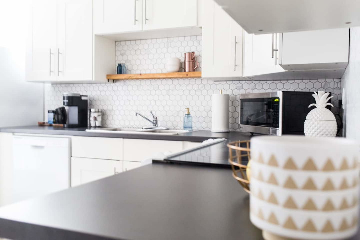 Paradise Guest Suite - Private 1 Bdrm Suite+desk - Abbotsford