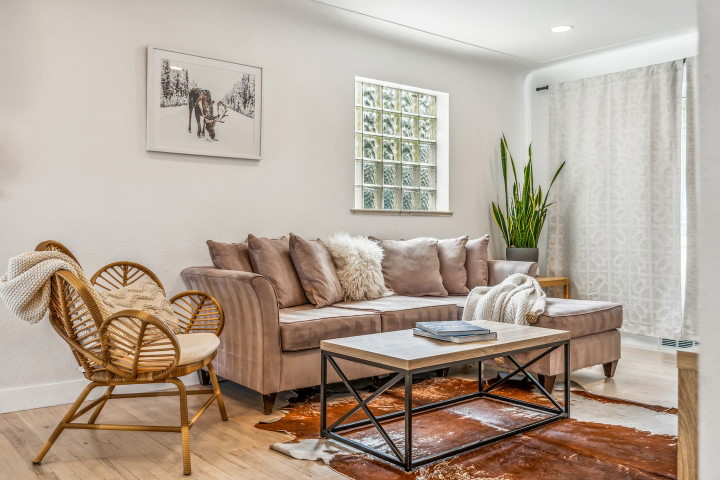 City Park Modern Escape | 5br Family/pet Friendly - Denver, CO