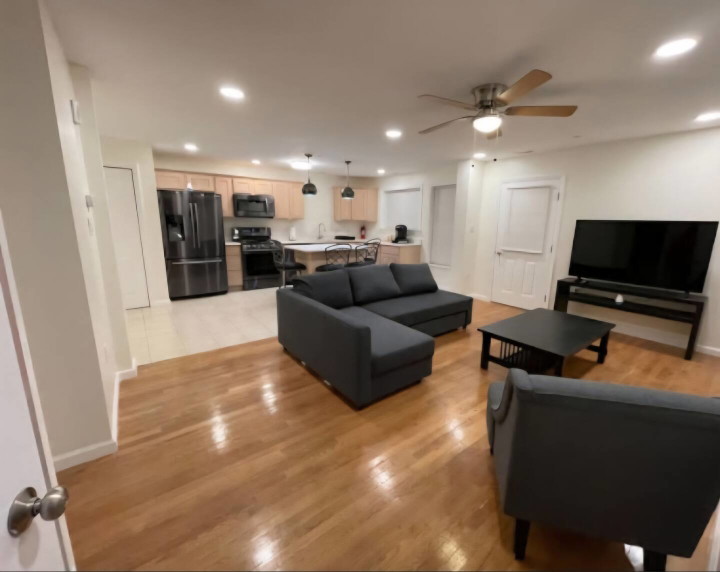 Highland Park Fun Home - Brookline, MA