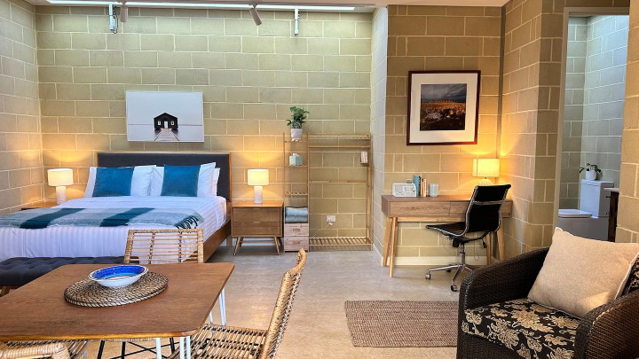 Freo's Stylish Studio| Walk To Beach - Fremantle