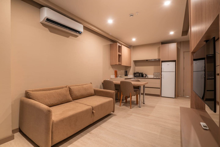 Prive Side Deluxe Suite With Kitchen Adults Only - Side