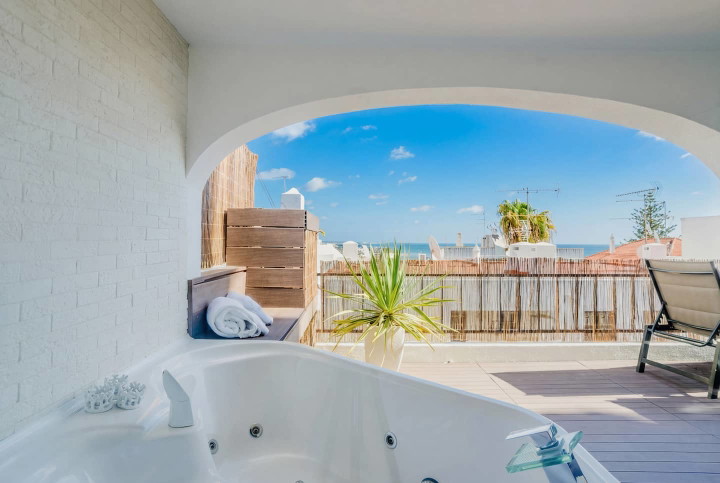 Ocean View Luxury T2, Balcony Jaccuzi, Old Town - Albufeira