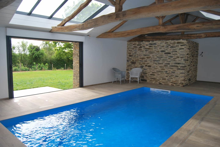 Grand Gîte Avec Piscine Intérieure Privée - Maine-et-Loire