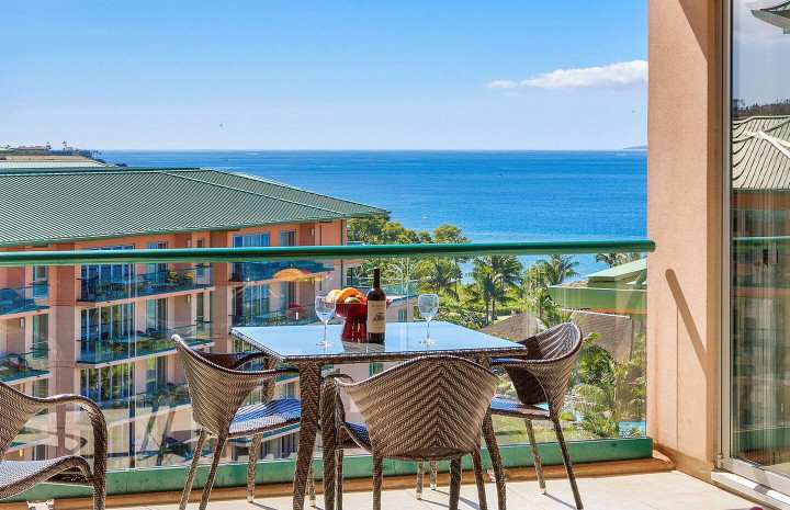 9th Floor Condo With Sweeping Views Of The Ocean - Maui, HI