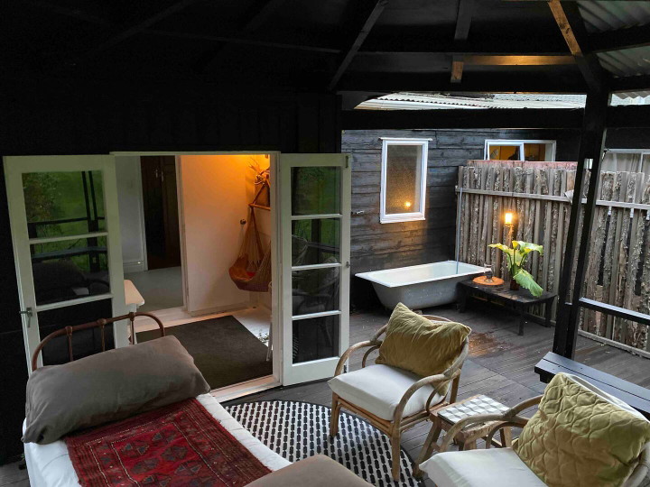 Hideaway Cottage | Outdoor Bath - Northland