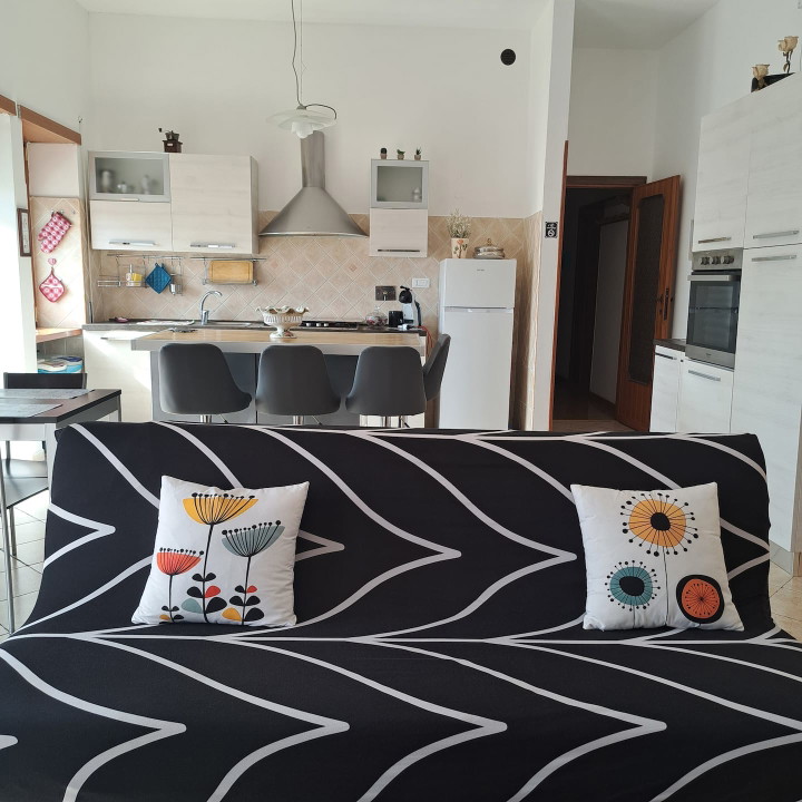 La Casa Di Ale 2  Spacious Three-bedroom Flat Near Rome - Marino