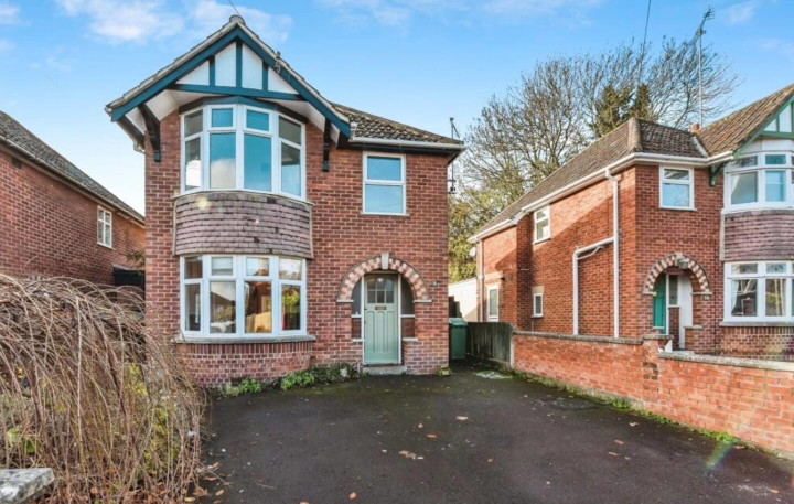 3 Bedroom Detached House In Frome (Unfurnished) - Frome