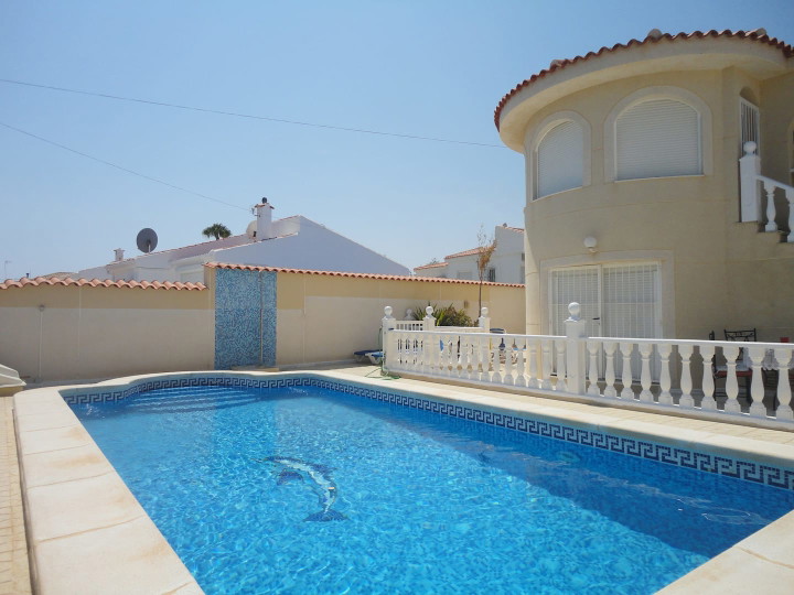 Comfortable Villa With Private Swimming Pool And Garden At 3km From The Beach - La Marina