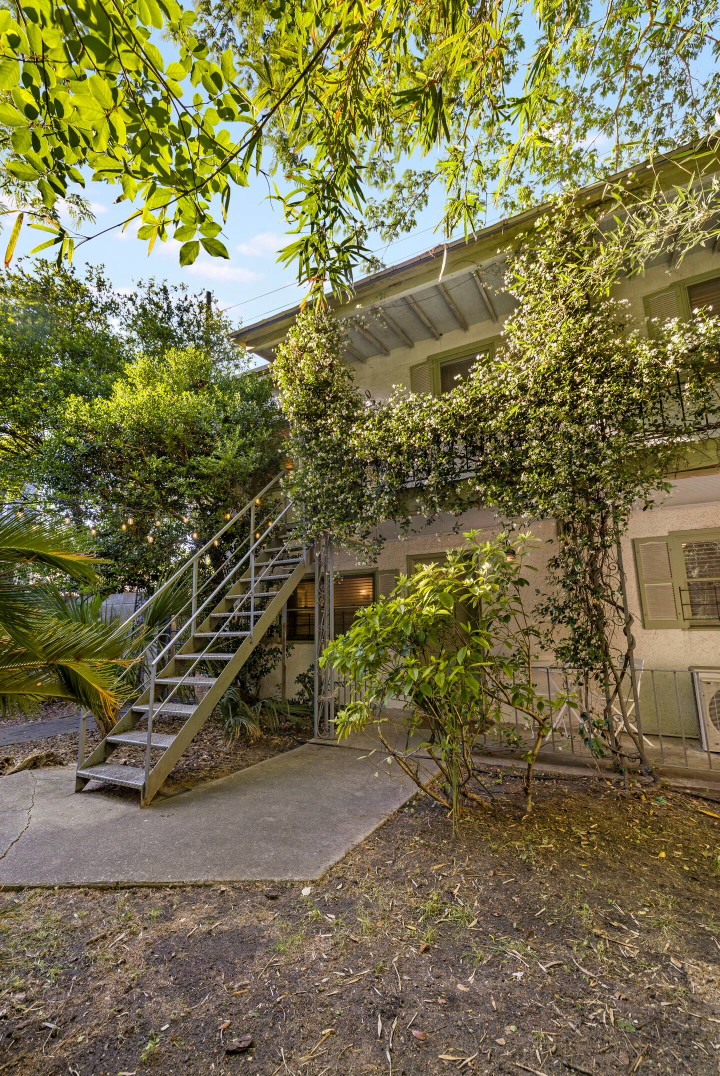 Upscale No-stairs Carriage House By Forsyth - Savannah, GA