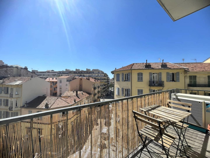 Beautiful Refurbished Apartment. - Nice