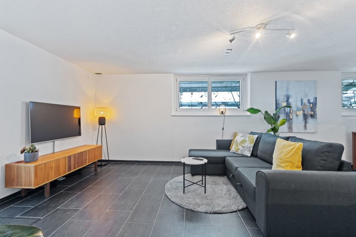 The R Apartment Froburg, Parking, ÖV, Golfplatz - Aarau