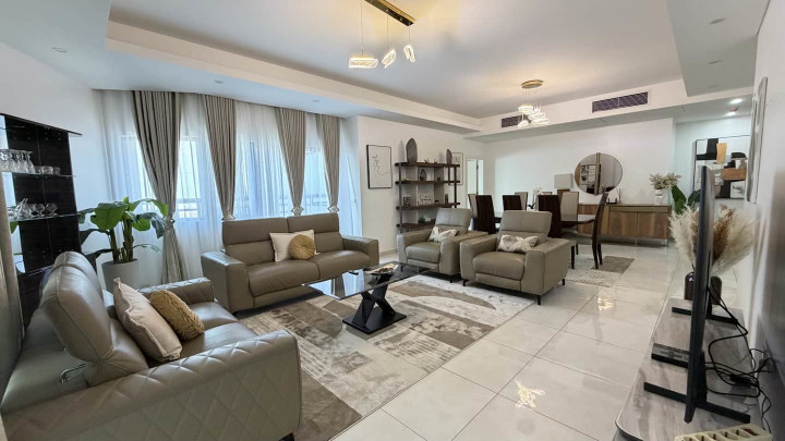 Elegant River Towers Apartment W/ Stunning Views! - Kinshasa
