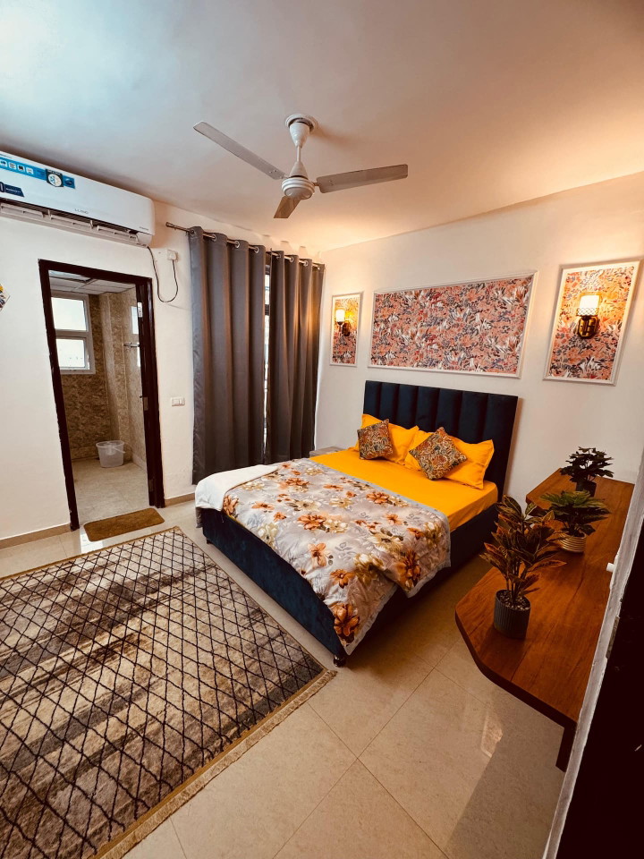 6bhk (2 Units Of 3bhk)|near Palassio Mall - Lucknow