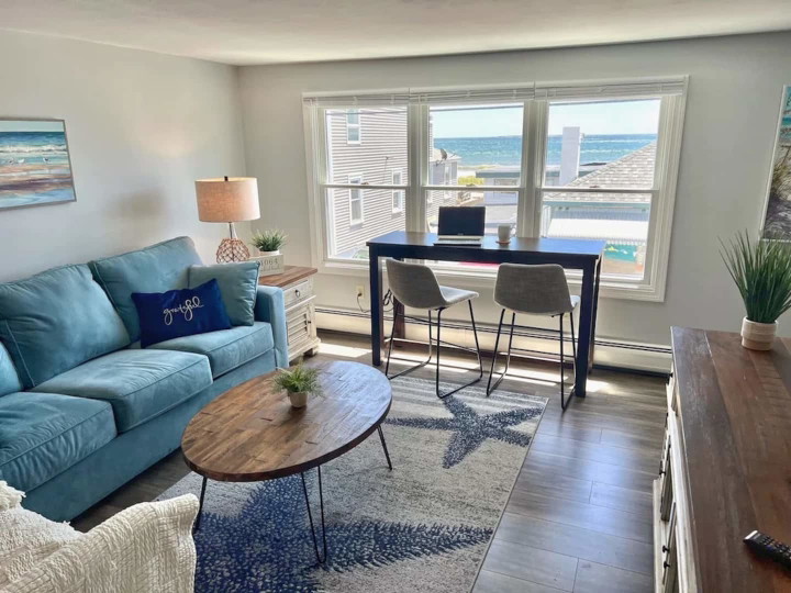 Modern 3br Beachfront Escape W\ocean Views - Old Orchard Beach