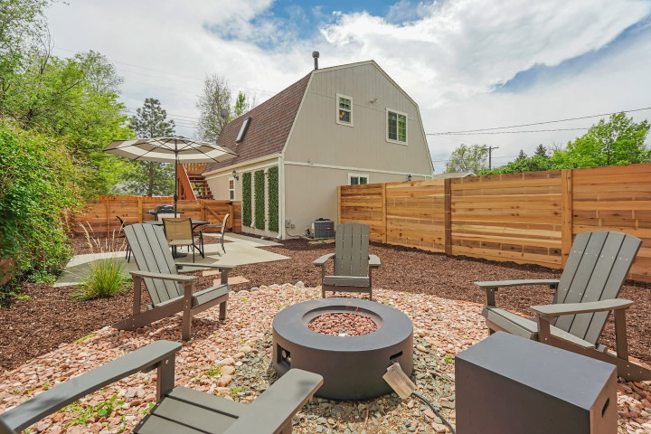 The Hive: *Hot Tub + Patio Oasis* - Colorado Springs, CO
