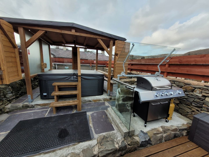 Llanberis Summer House With Hottub And Sauna. - Llanberis