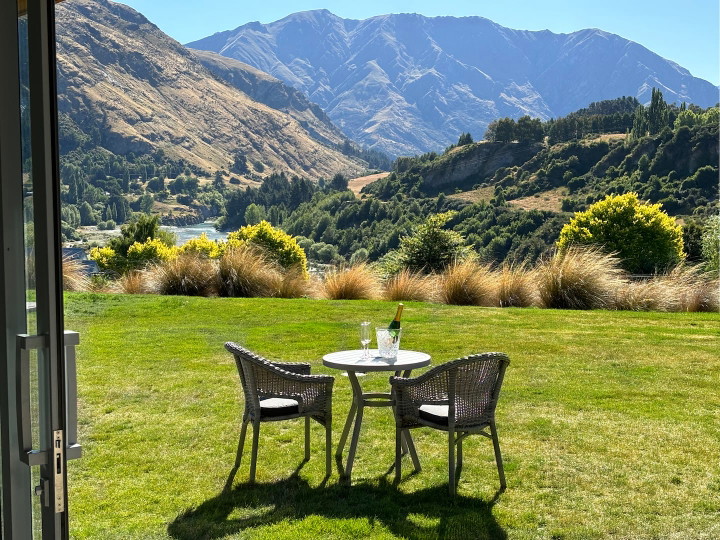 Luxury, Private Suite With Steam Room And Views - Arrowtown