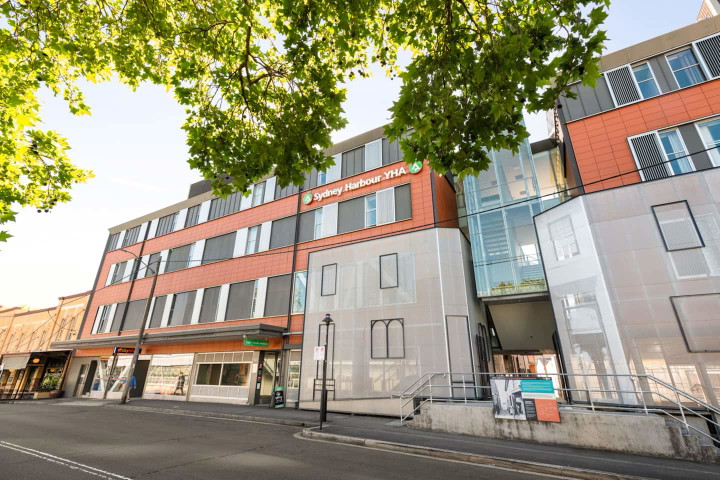 Bed In A 6 Share Female Dormitory With Ensuite - Sydney